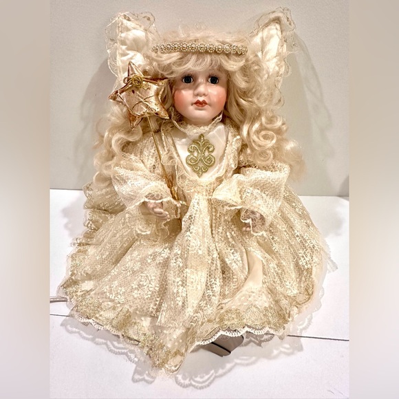 Holiday | Vtg Evangeline Animated Doll Angel Wblond Hair Blue Eyes ...